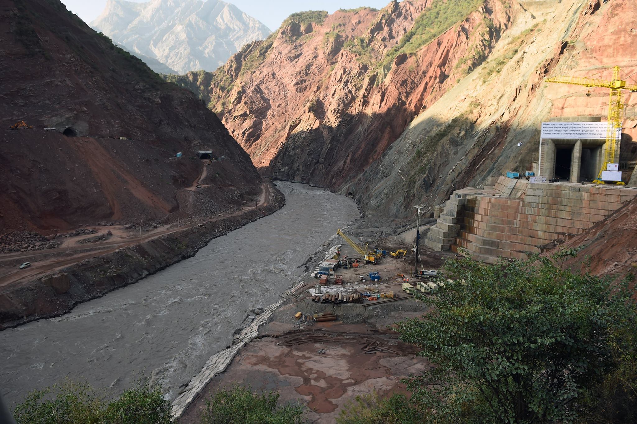Rogun : le barrage qui se fait prier au Tadjikistan